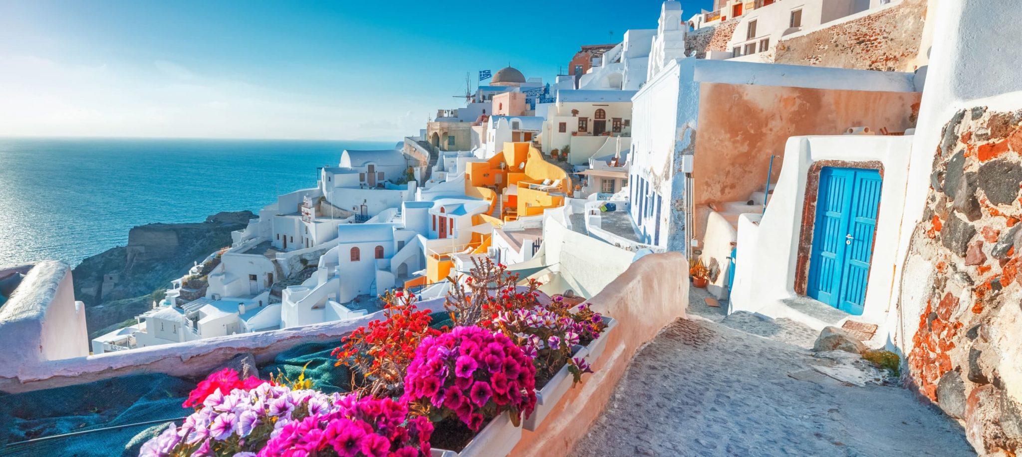 8 Best Night Clubs In Greece| Night clubs in Greece