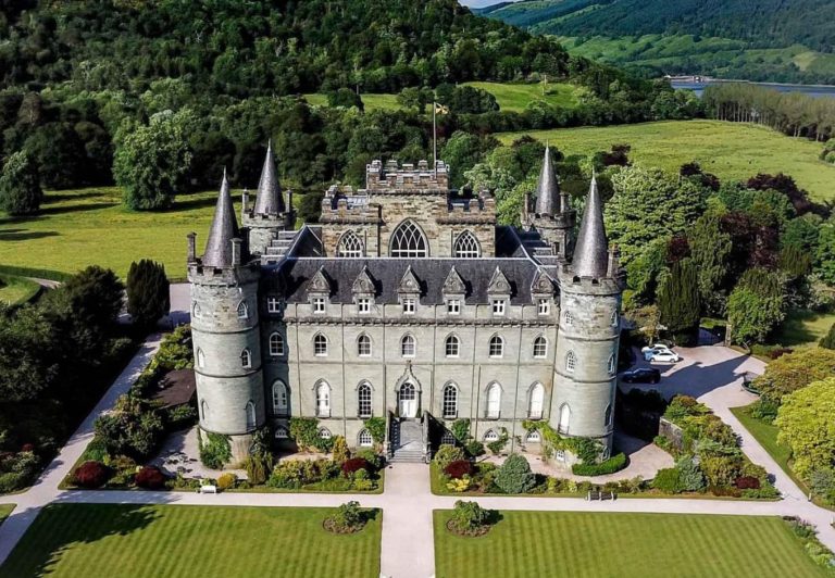 A Short Guide To The 12 Best Scotland Castles | CuddlyNest