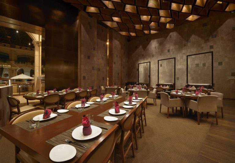 Top 10 Restaurants In Riyadh | Where & What To Eat