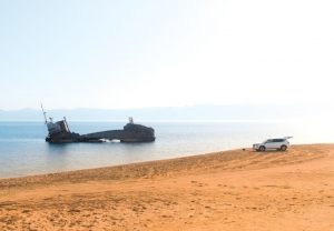 Visit The Mysterious Haql Shipwreck Beach | CuddlyNest