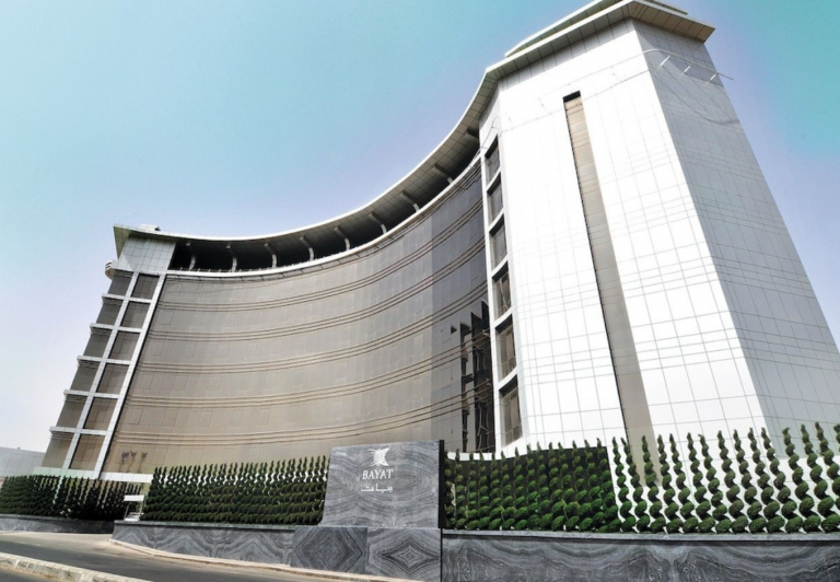 Rijal Almaa: A Treasure Trove of Saudi Traditions | CuddlyNest