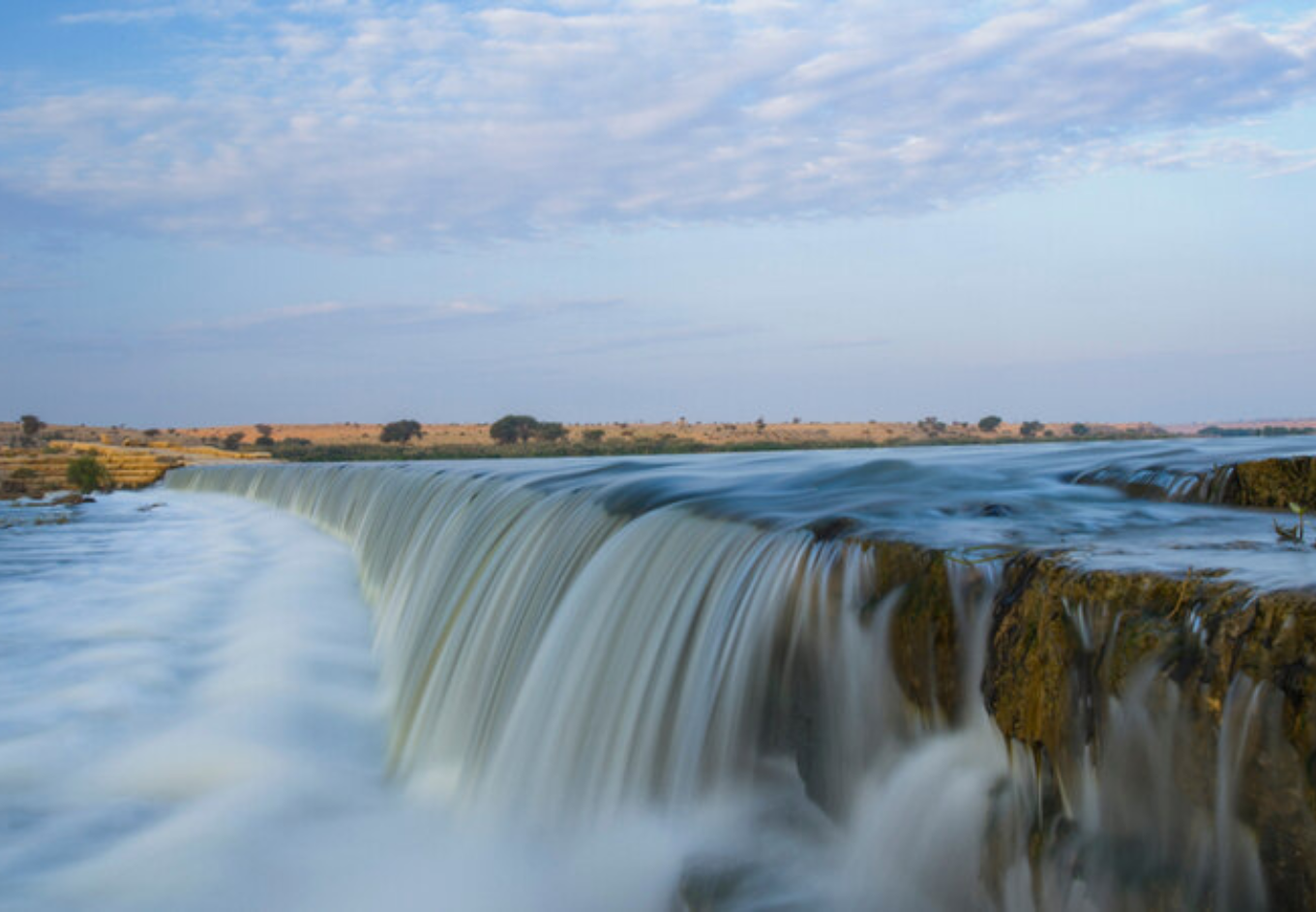 Explore the beautiful Wadi Hanifa in Riyadh | CuddlyNest